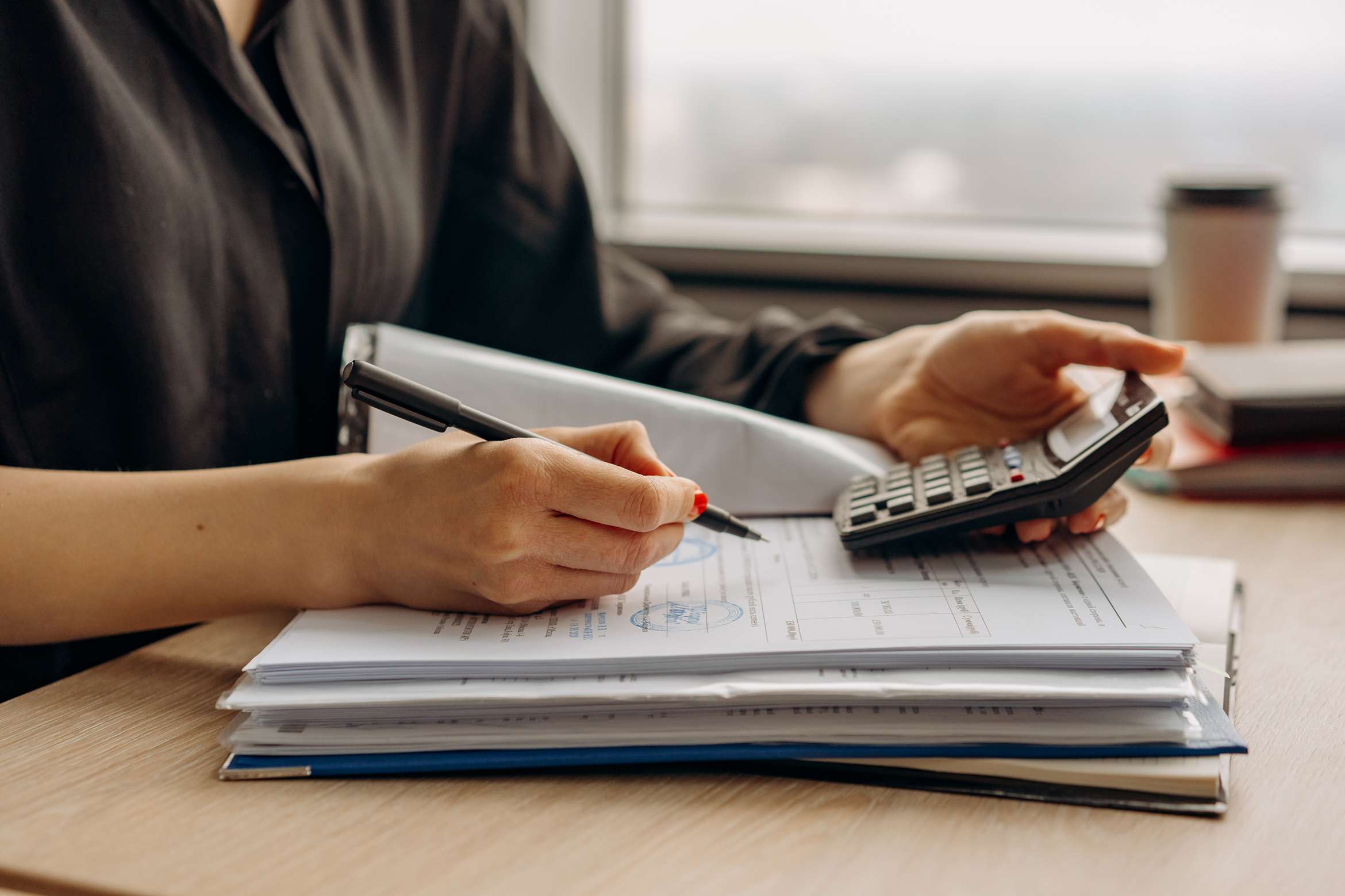 How To Calculate Financial Leverage Here s The Formula 